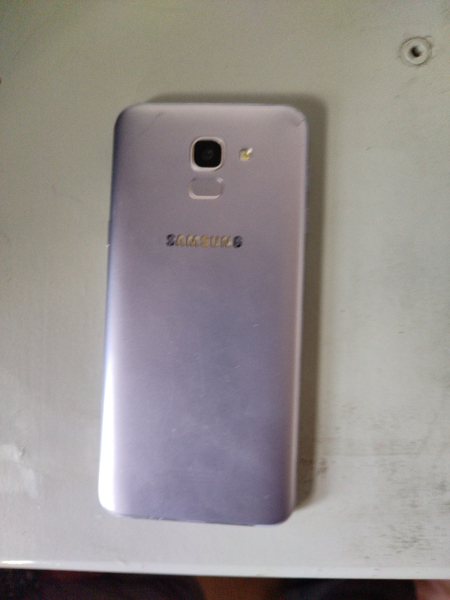 Samsung galaxy j 6 sotiladi olmaydiganlar qoʻngʻiroq qilib oʻtirmasin
