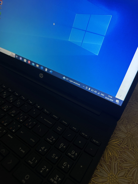 HP ноутбук в идеальном состоянии