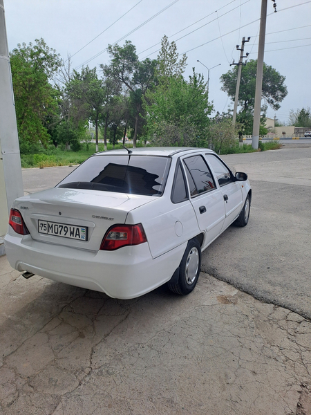 Nexia 2 sotiladi yili 2010