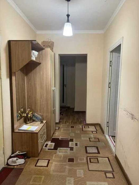 Шошилинч! Коратошда 2 хонали квартира 3-каватда, умумий майдони 60м2