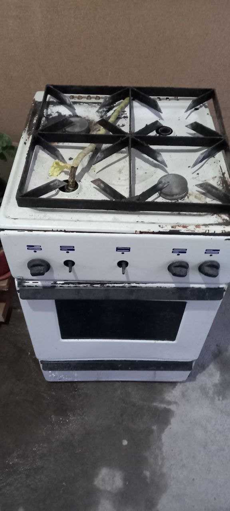 Газовая плита продам