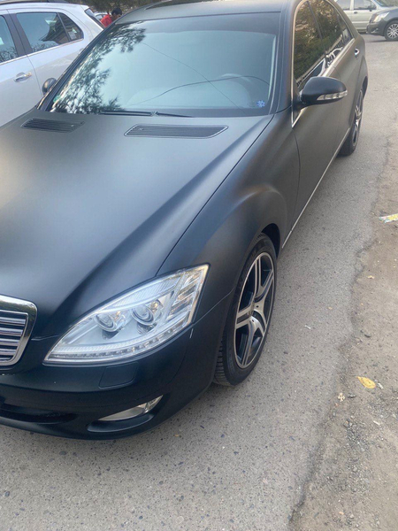 Автомобиль  Mercedes S350