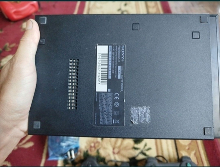 Sony Playstation 2 ideal.