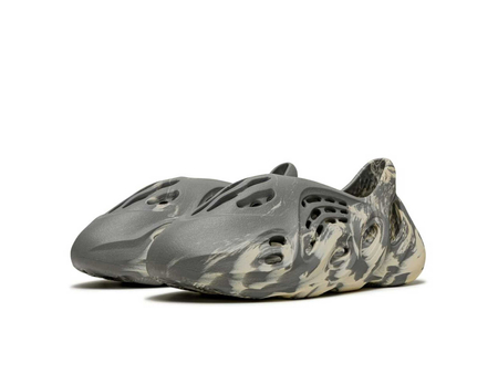 ADIDAS YEEZY FOAM RUNNER - Привезли из ЕВРОПЫ размеры от 40 до 45.