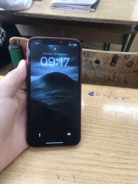 Iphone xr sotiladi