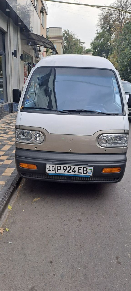 DAMAS VAN chevralet
