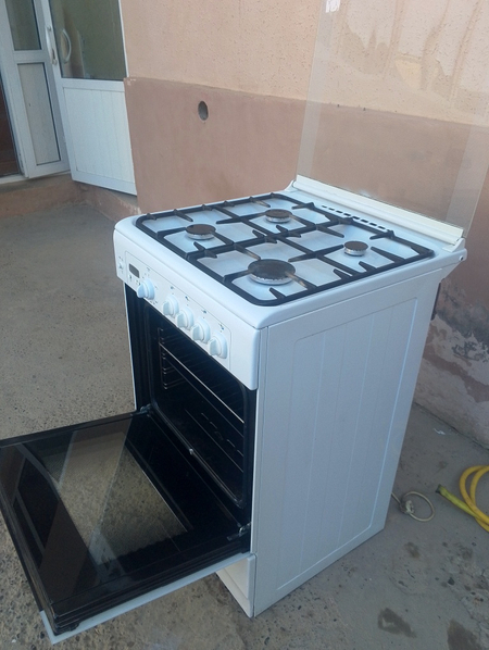 Gefest gaz plita sotiladi