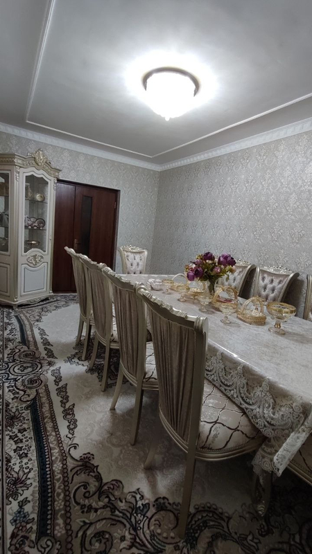 3 xonali 5 etaj navastroyka bor srochi sotiladi