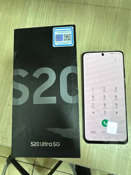 Samsung S 20 ultra 5G.   Vetnam 2 sim 5 ta esim kartalik sotiladi.