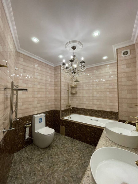 Габус. Метро Айбек. 283м2.