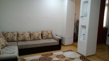 Продам 4-х комнатную (82 кв.м)в Шайхантахурском районе,метро Пахтакор.