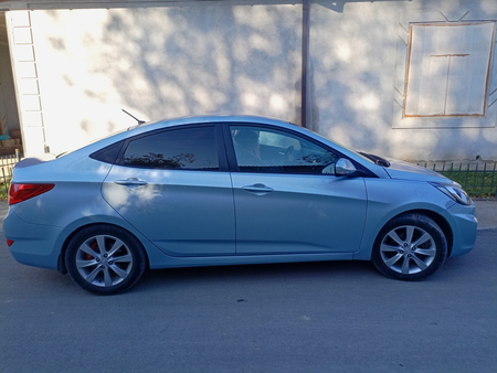 Hyunday Accent (Solaris)