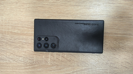 Samsung Galaxy S22 Ultra sotiladi. Holati yangi. 5G 12/256