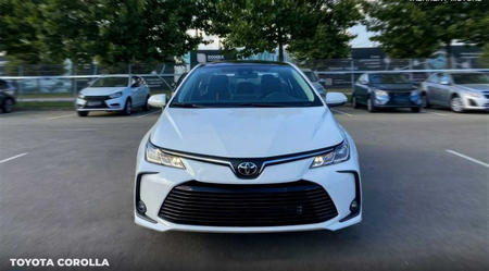TOYOTA COROLLA aksiya narxda xarid qiling