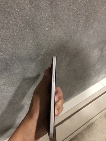 Oppo a77s srochna sotiladi