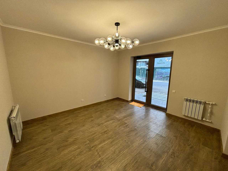 Срочно сдаётся помещение под офис 90 м²    Ор-р: ЖК Акай сити    (ХМЕ)