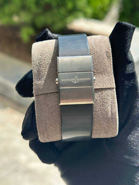 Ulysse Nardin часы