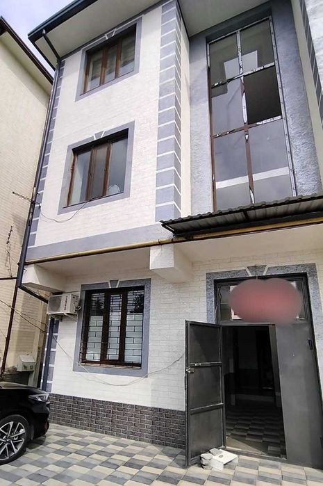 Продаётся. 3/8/8. квартира новостройка  Голден хаус на Ц2 Br00