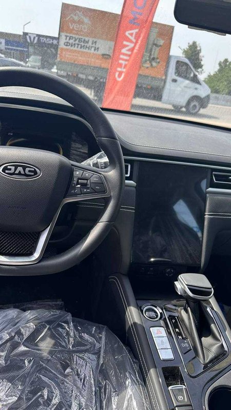 JAC J7 larimiz sotuvda bor