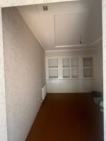 Uy sotiladi shtab ona bolada