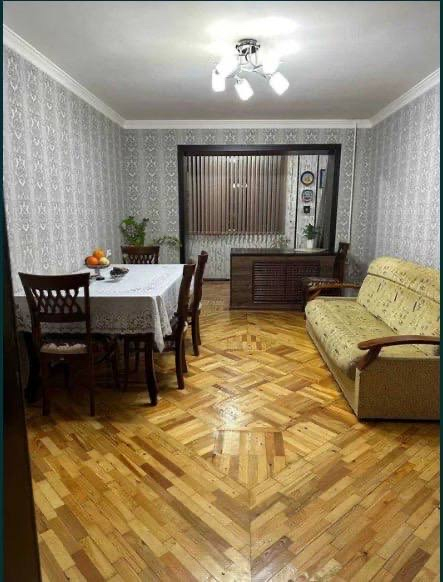 -У Метро 2/4/5 Кирпич 54кв.м балкон 2х6