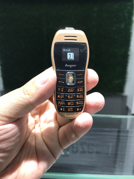 Mini telefon yengii