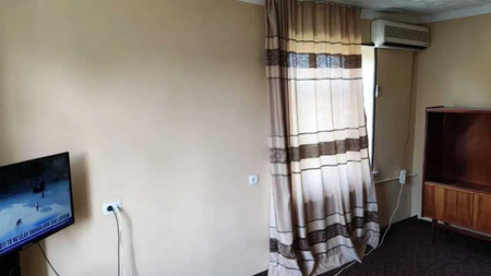 uy sotiladi chilonzor 22kv 2 xona 4 etaj 44500$