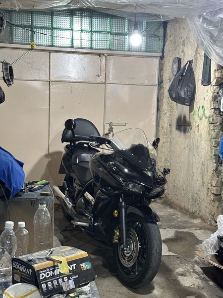 Honda dn01 2009 yil 12.800 km aftamat 700 kub