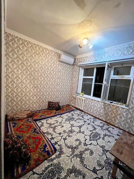 Сдается квартира на 20квартале бывш общаг парням девушкам семье.