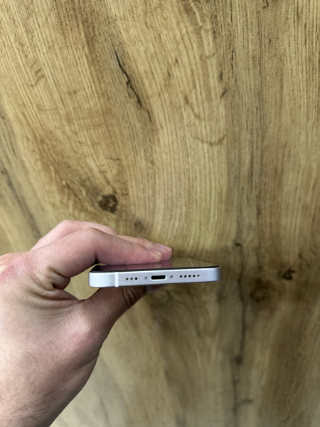 Iphone 12 128 GB sotiladi