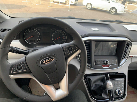 JAC M4 aftomabillarimiz sotuvda