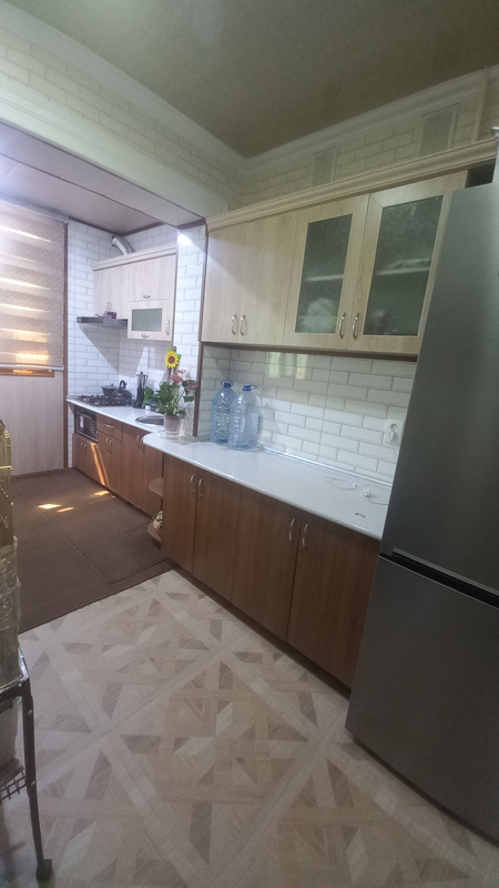 Продаётся Б/у кухонный гарнитур