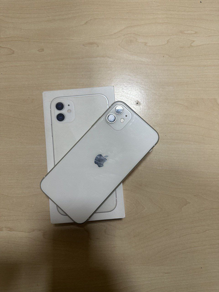 iPhone 11 sotiladi