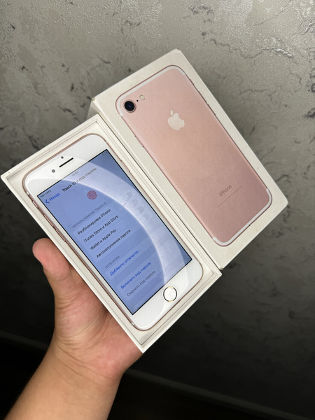 Iphone 7 128gb Rose gold karobka dakument ideal