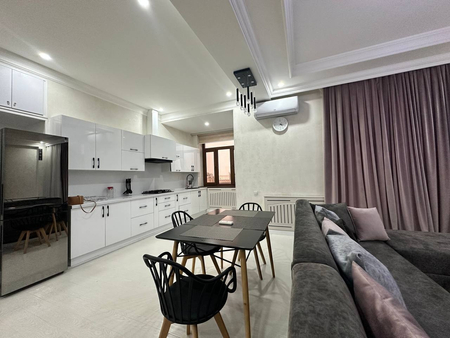 *Центр. Новостройка. 100 м²