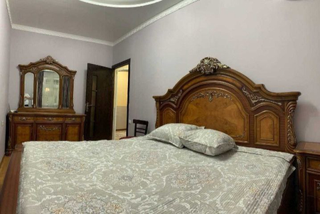 Яккасарой Ровд 3 хонали хамма шароити бор квартира сдаеться