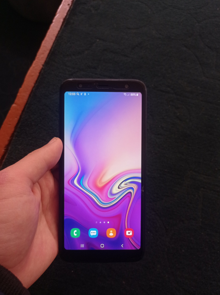 Samsung Galaxy J6+