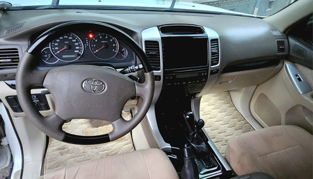 Sotiladi Toyota Land Cruiser Prado FJ120