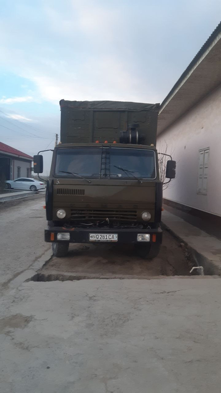 Kamaz sotiladi bir qul minilgan srochniga faqat oladigan tel qiling