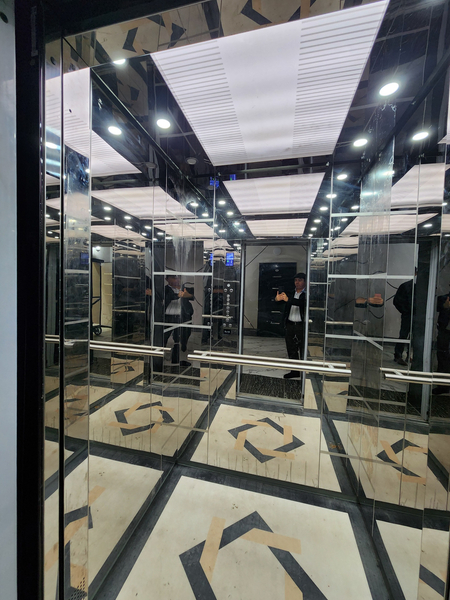 2-хонали хай-тек квартира сотилади. 55500$
