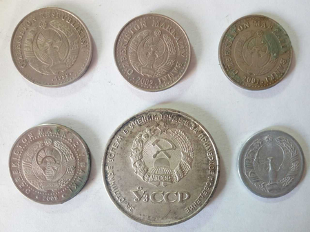 Продаю разные монеты
