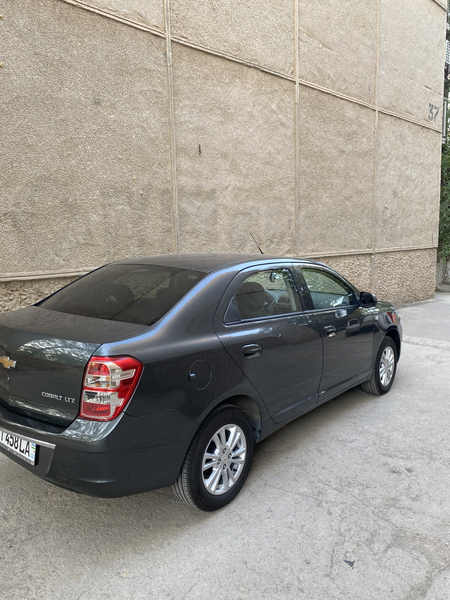 Cobalt sotiladi shaxsiy uzimni moshinam