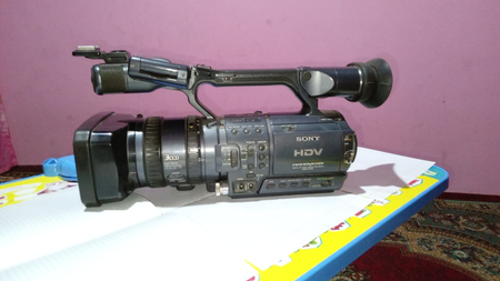 Sony HDV kamerasi sotiladi