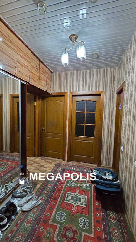 ПРОДАЮ‼️ 3 Комнатную Чиланзар 8 кв 1 этаж