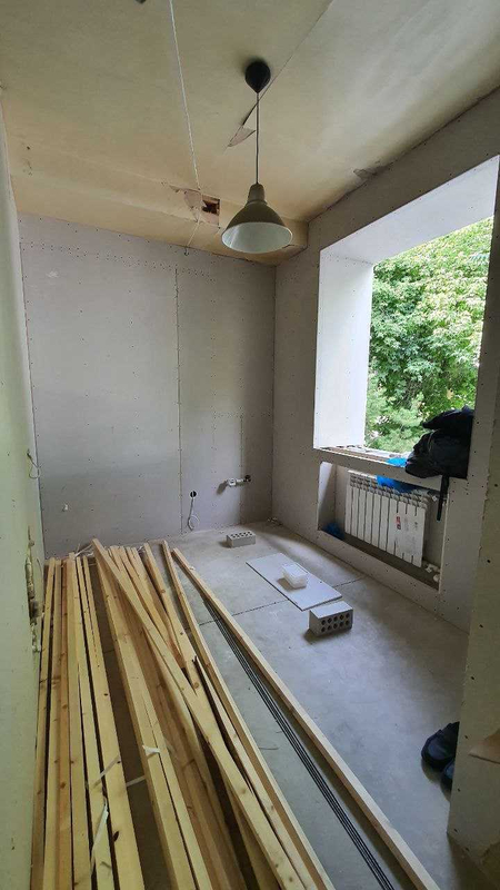 (К122061) Продается 3-х комнатная квартира в Мирабадском районе.