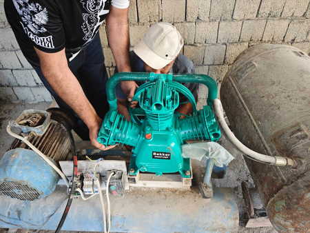 Kompressor sotiladi 90 lik 2 ta 450$ dan