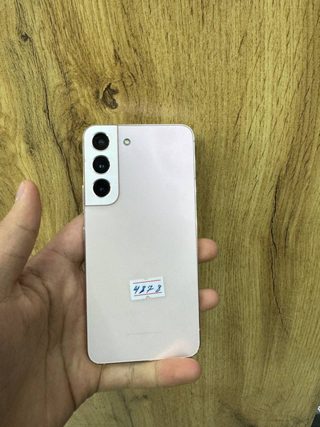 Samsung S22 plus