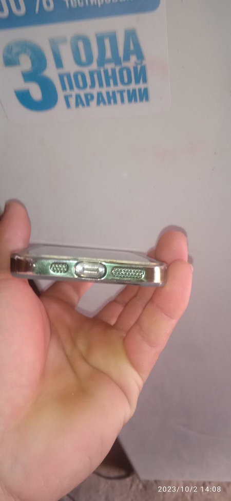 Ayfon 11pro 256 yomkis 79 xolati zur xama narsalari bor aybi yuq