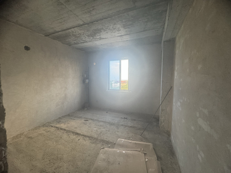 Srochna Uy Sotiladi 80 kv 2 xonalik 3 xonalik qilsa ham bo’ladi