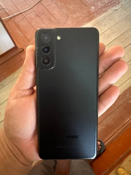 Samsung s21+ 200$